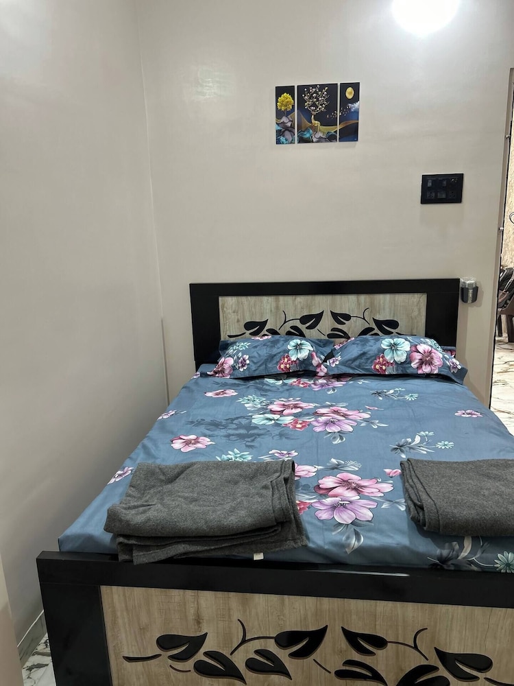 Family Friendly Flat - Nagpur