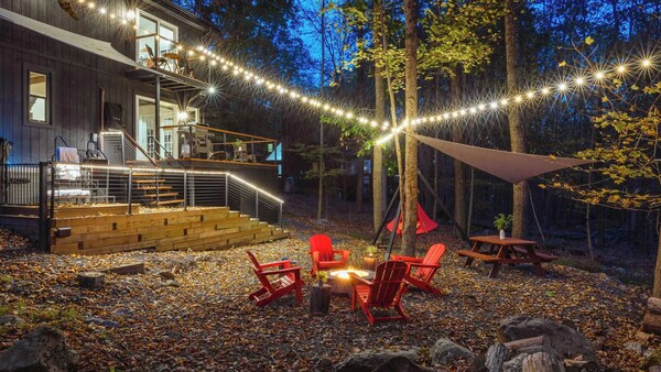 Hot Tub, Lake Access + Community Amenities Somerset Lodge By Avantstay - East Stroudsburg, PA