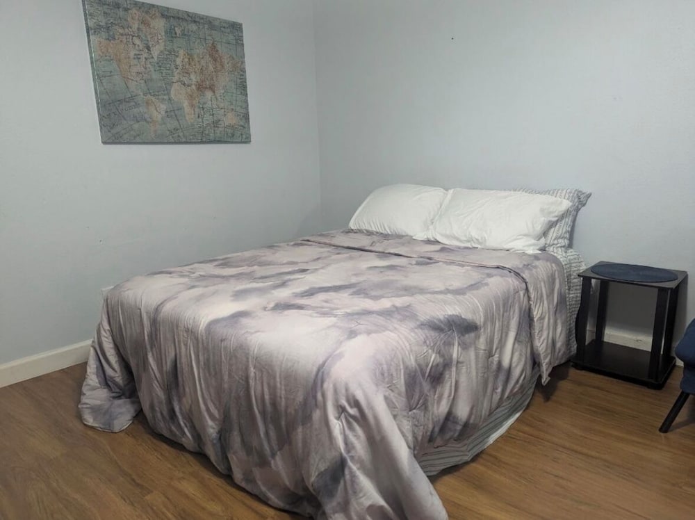 Charming Studio In Wonderful Phoenix With Wifi, Ac, All Private Living Space - Phoenix, AZ