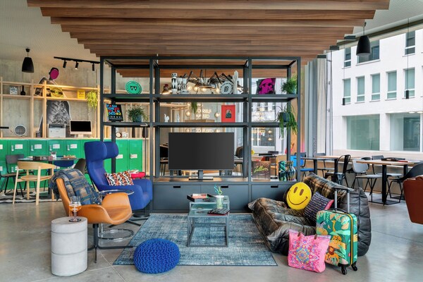 Moxy Antwerp - Antwerp