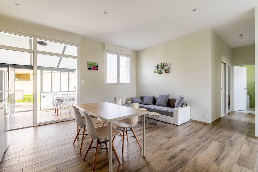 Maison De Vacances 'La Baraque' Avec Terrasse Privée, Jardin Privé Et Wi-fi - Ploërmel
