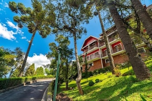 Fachada da propriedade