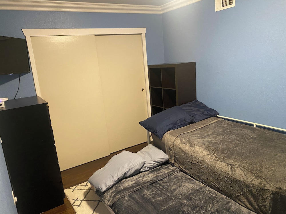 Charming 3-bedroom Cottage In Enchanting Citrus Heights With Ac, Wifi - Roseville, CA
