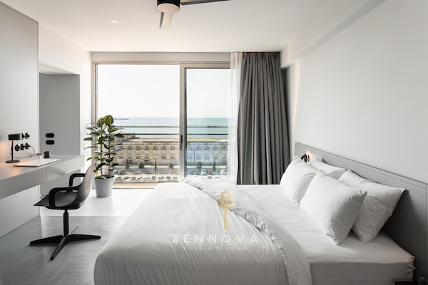 Apartamento de Luxo, vista para o mar | 1 quarto, ferro/tábua de engomar, Wi-fi grátis