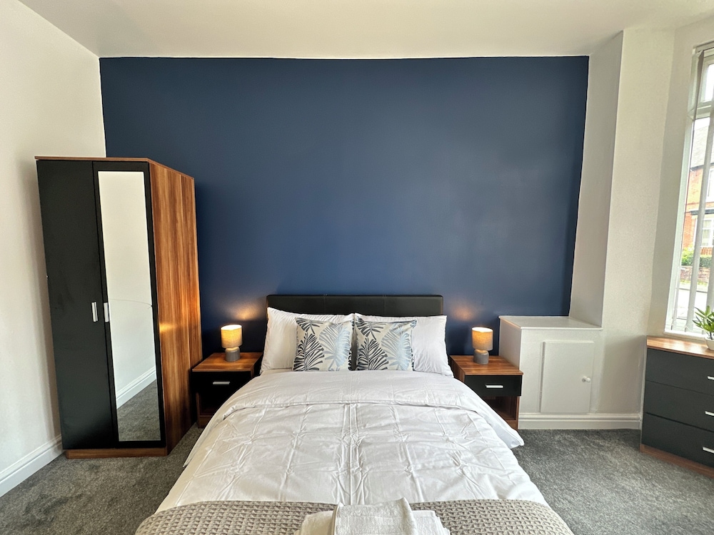 Private Room In Co-living House - Piccadilly Station - Manchester