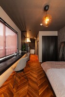 Apartamento Básico (102) | Com decoração personalizada, ferro/tábua de engomar, Wi-fi grátis 