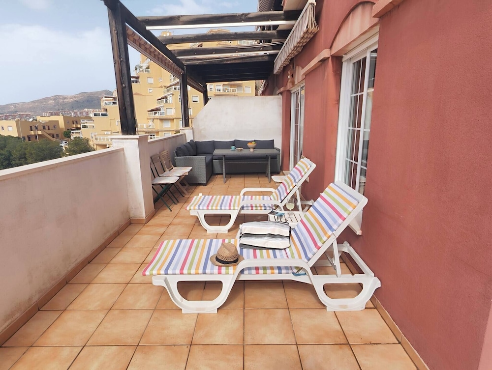 Charming Three Bedrooms Apartment With Seaview - Aguadulce