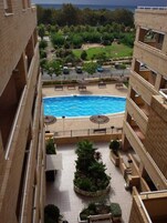 Apartamento, 2 quartos, terraço, vista para a montanha | Piscina | Piscina externa