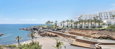 Apartamento, 1 quarto, sacada, vista para a cidade | Praia