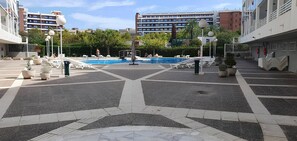 Apartamento, 1 quarto, acessível, fumadores | Piscina | Piscina exterior 
