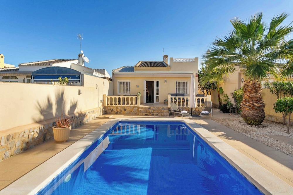 Beautiful And Cozy Villa With Private Pool In Urb, San Luis, El Chaparral, Torre - Torrevieja