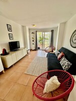 Apartamento, 2 quartos, fumadores | Sala