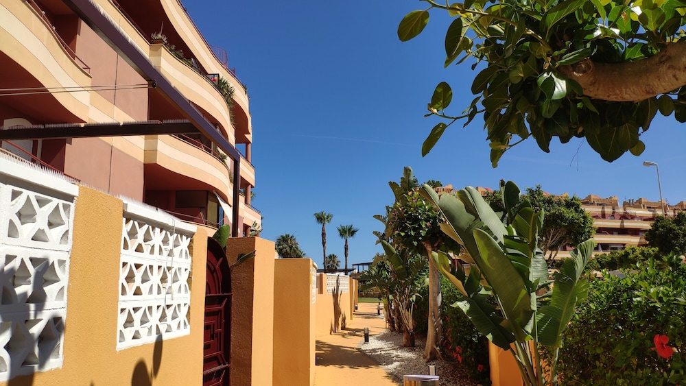 2 Bedroom 2 Bedroom Apartment With Swimming Pool - Roquetas de Mar