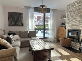 Apartamento, 2 quartos, acessível, terraço | Sala