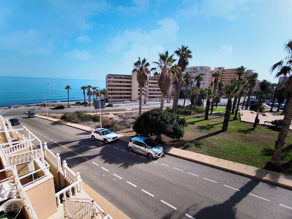 Dream Bungalow With Sea Views At La Mata Beach - Torrevieja