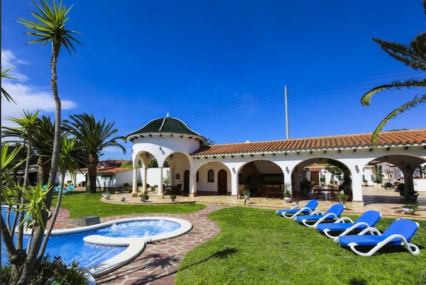 Villa Balneari Resort Casa Vacances Per Famílies Chalet Casa Rural - Catalogne