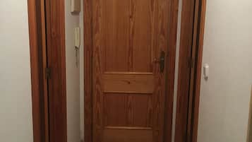 Apartamento, 2 quartos, para fumantes, sacada | Parte interna