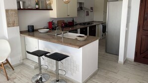 Casa, 2 quartos, terraço, vista para o oceano | Interior
