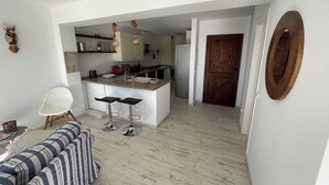 Casa, 2 quartos, terraço, vista para o oceano | Interior