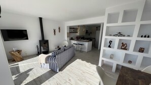 Casa, 2 quartos, terraço, vista para o oceano | Sala de estar