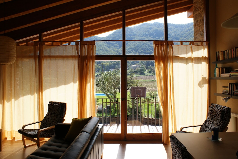 Casa Rural Mas Prat En Santa Margarita De Bianya - Olot