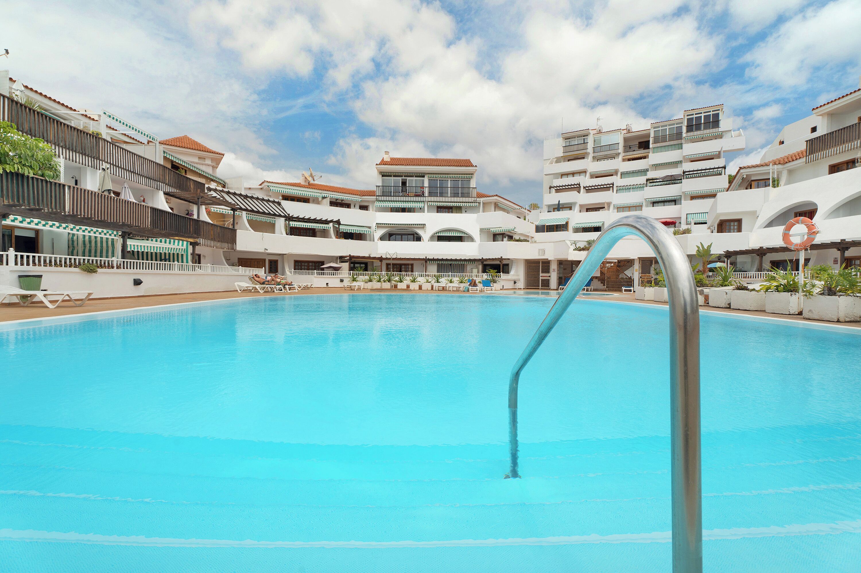 Apartamento, 1 quarto, para fumantes, terraço | Piscina | Piscina externa