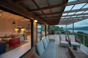 Villa de Luxo, vista para a lagoa | Terraço/pátio interior