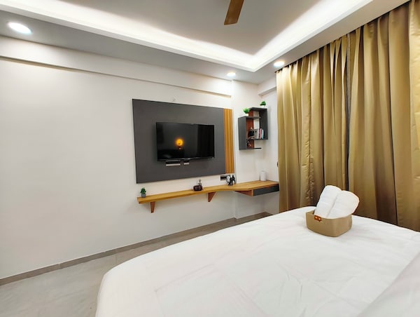 Arth Studios Omaxe Hazratganj Gomti Nagar Ext - Lucknow