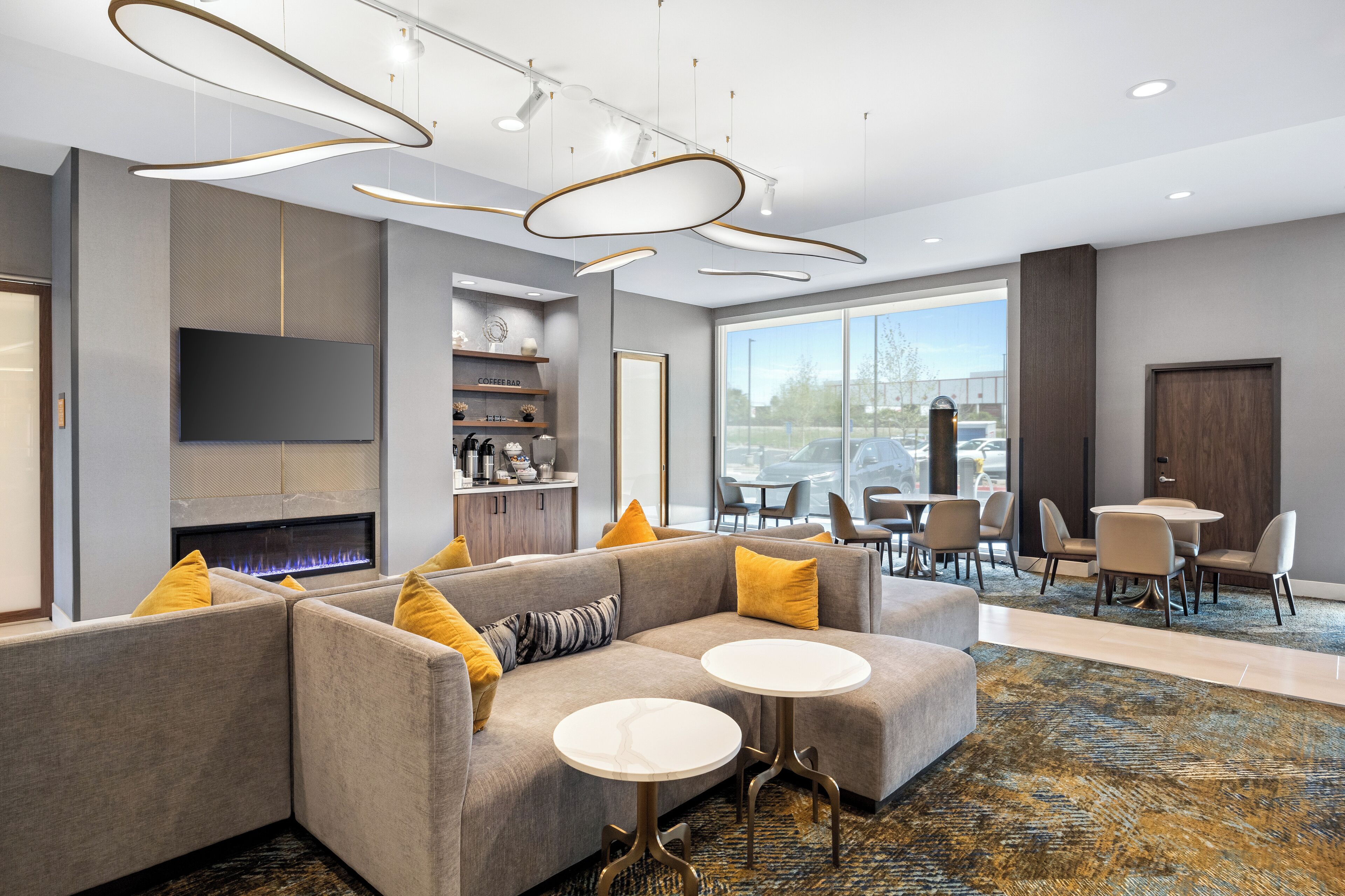 Pequeno-almoço tipo buffet diário incluído 