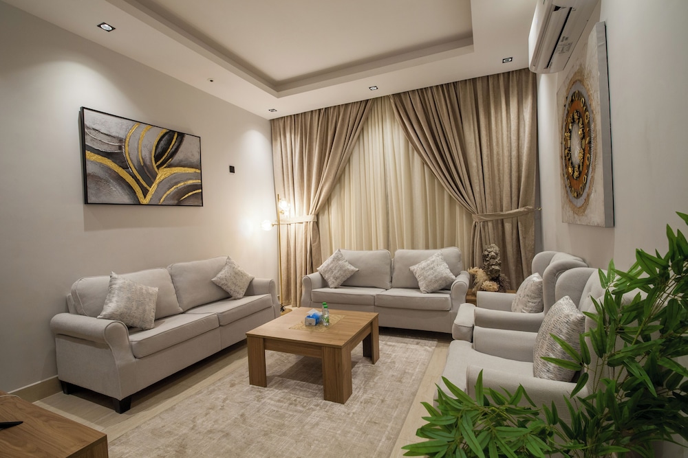 Luxurious Two Bedroom Apartment Al Malqa - Riyadh