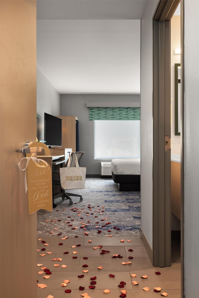 Home2 Suites By Hilton Fort Worth Lake Worth - Lake Worth, TX