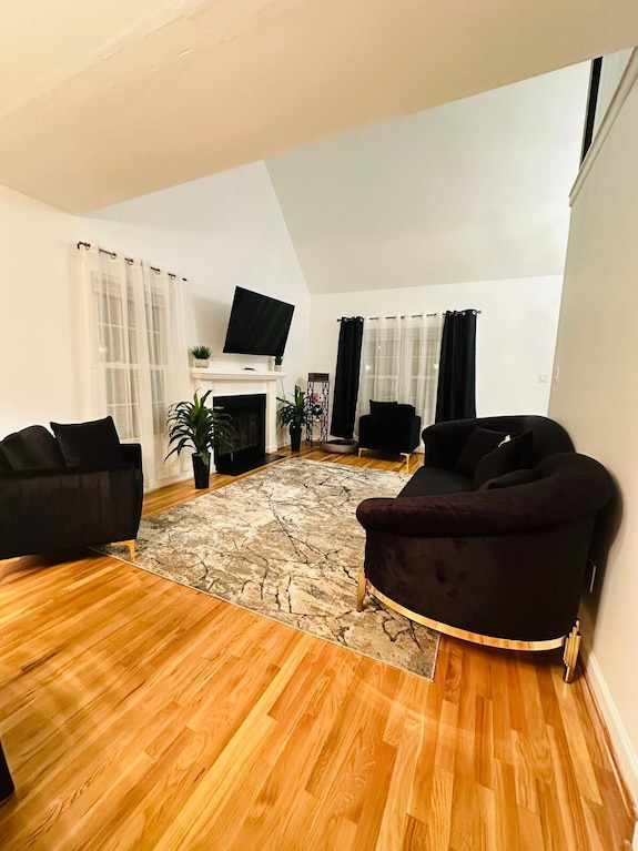 Spacious 5-bedroom House In Lovely Alexandria With Wifi, Ac - Alexandria, VA