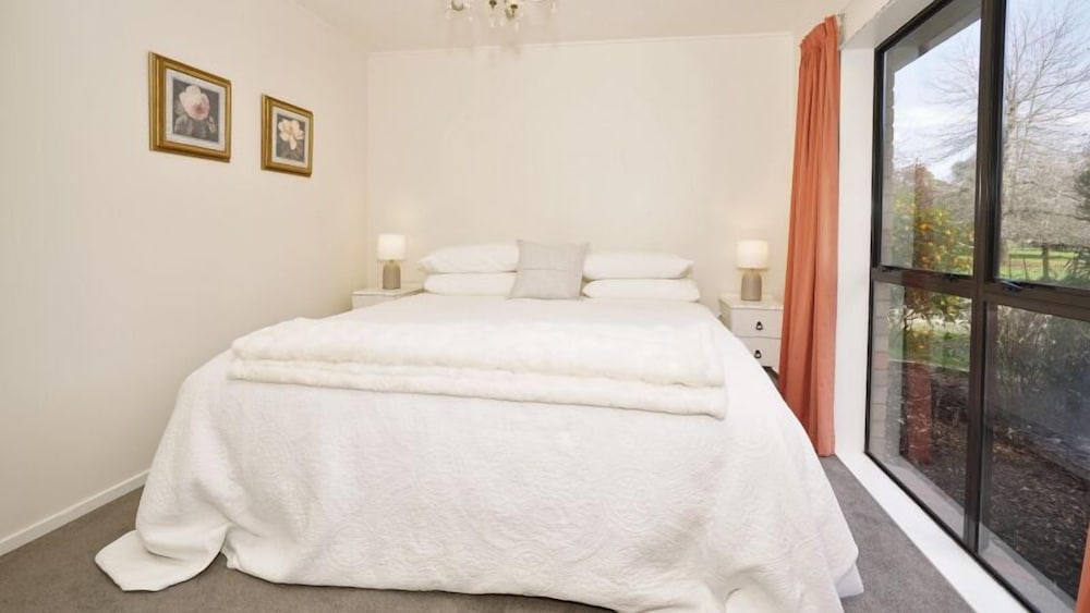 Narrows Hideaway-Rural retreat near Hamilton Airport - Rukuhia | Vrbo
