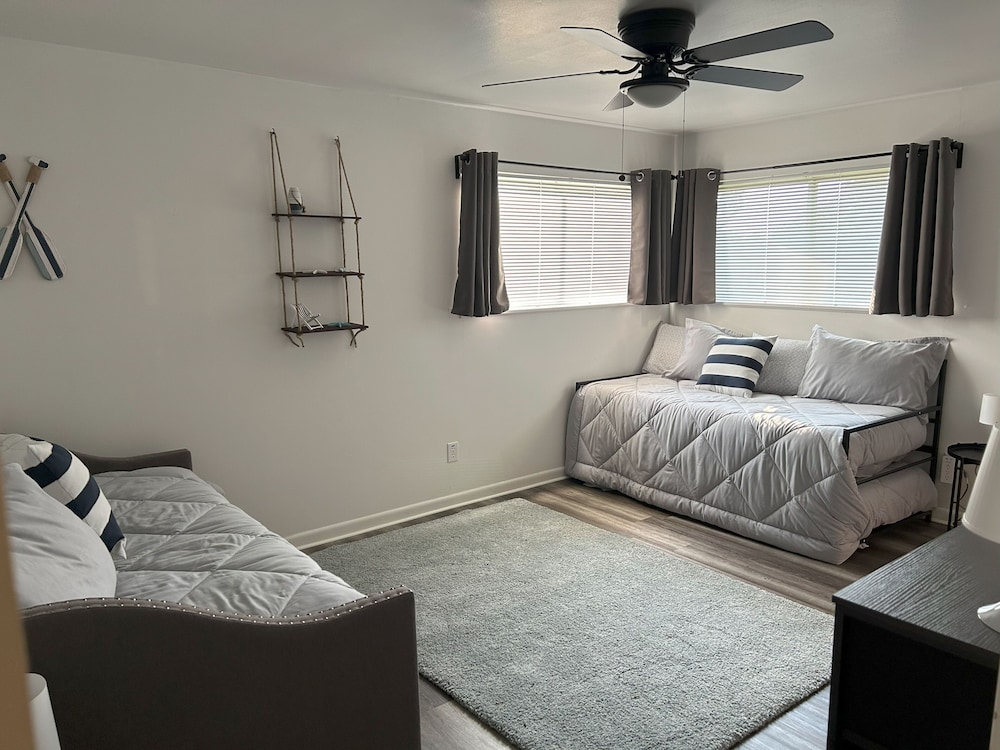 Glencrest: Charming Home in the Heart of Longview! - Longview | Vrbo