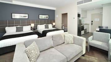 Quarto casal ou duplo | 1 quarto, escrivaninha, cortinas blackout, Wi-Fi de cortesia