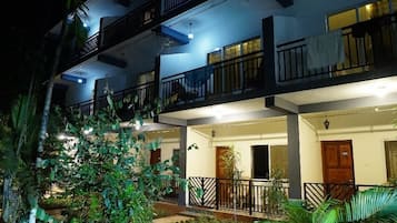 Quarto Duplo Deluxe | Sala | Televisor