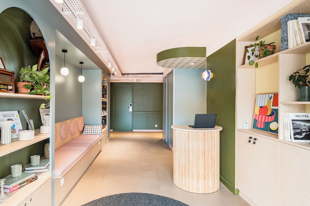 Greet Hôtel Prévessin Genève Aéroport - Ferney-Voltaire