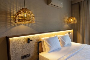 Quarto luxo, vista para o jardim | Roupas de cama de algodão egípcio, roupas de cama premium, frigobar