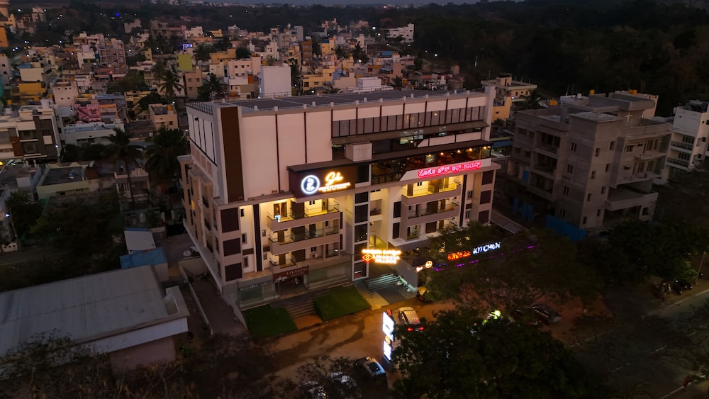 Hillside Hotel - Mysuru
