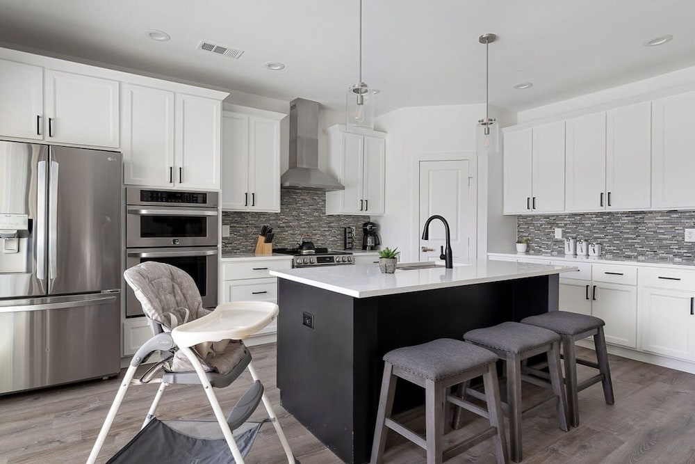 Urban Retreat With Pool Near Downtown Dallas - Dallas, TX