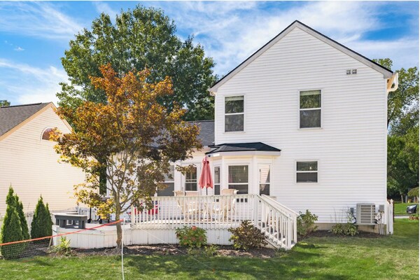 Minutes To Polaris Mall, Cozy 3bd Home, Large Backyard W/ Games - Delaware