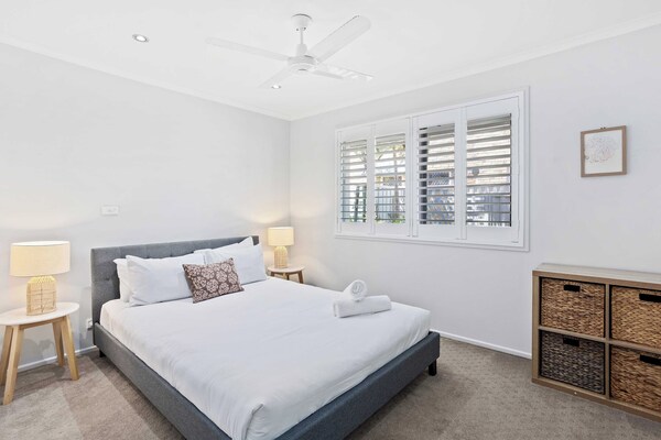 Relax At Riviera - Gold Coast