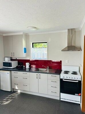 Quarto | Cozinha privada | Minifrigorífico, um micro-ondas, uma placa de cozinha 