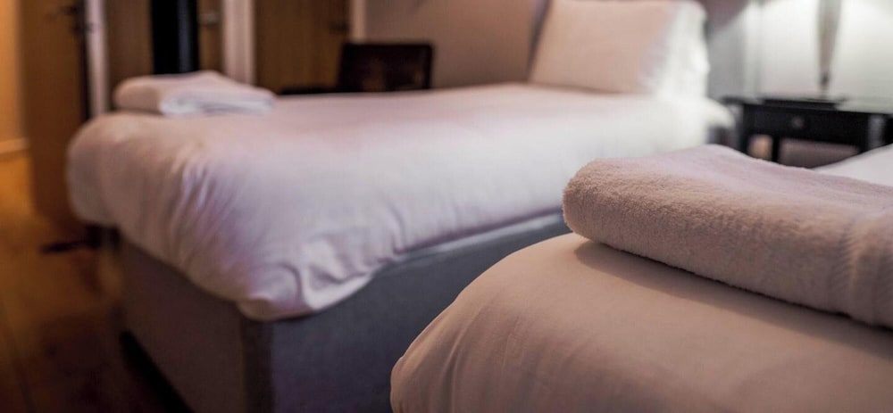 Contractor Bookers At Infinity Apartments - Liverpool