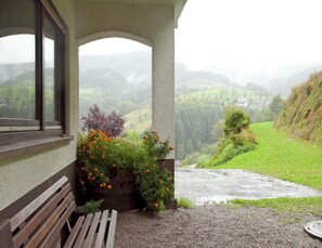 Apartamento conforto, 3 quartos | Sacada