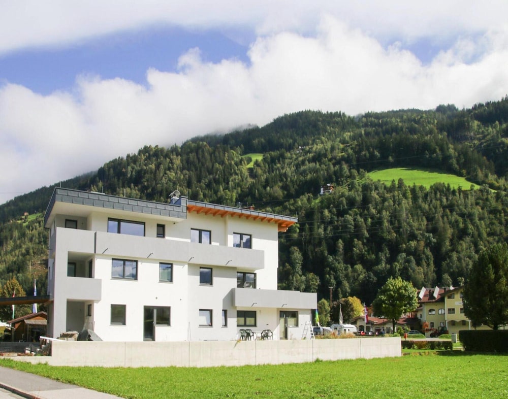 Apartment In Aschau At The Lake - Zillertal