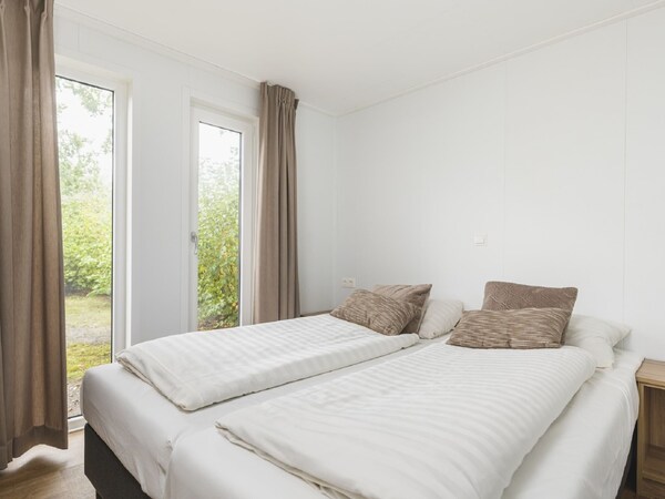 Wellness Lodge With Sauna And Wonderful Views - Wierden