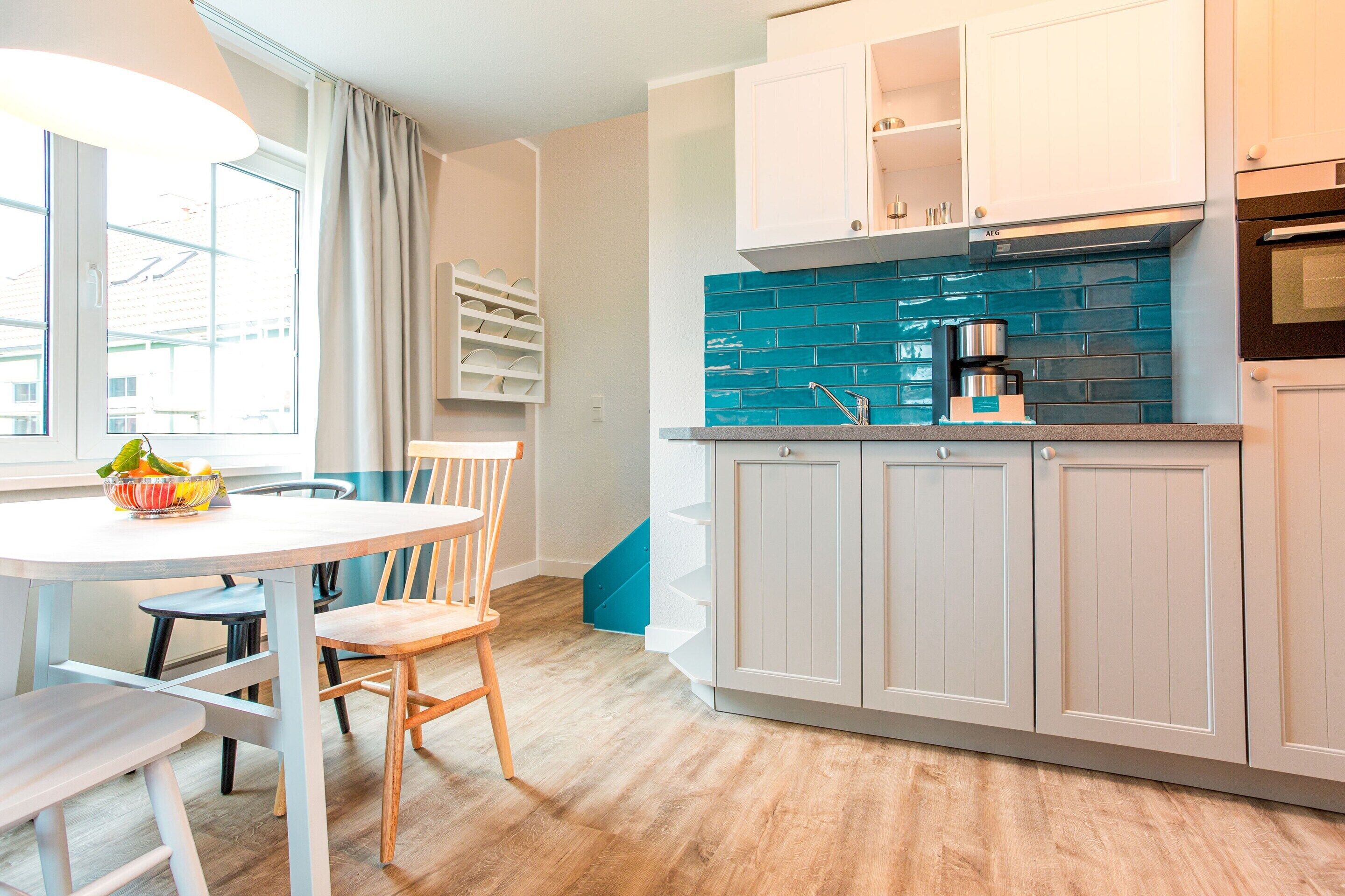 Apartamento Clássico, 3 quartos | Cozinha privada | Um frigorífico, um micro-ondas, uma máquina de lavar louça 