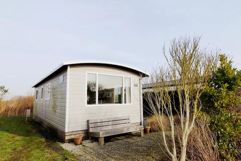 Inviting Dune Chalet In Hollum Near Golf Course - Ameland