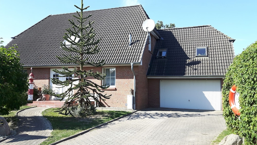 Ferienunterkunfte - Komfortabel Und In Strandnahe - Zierow